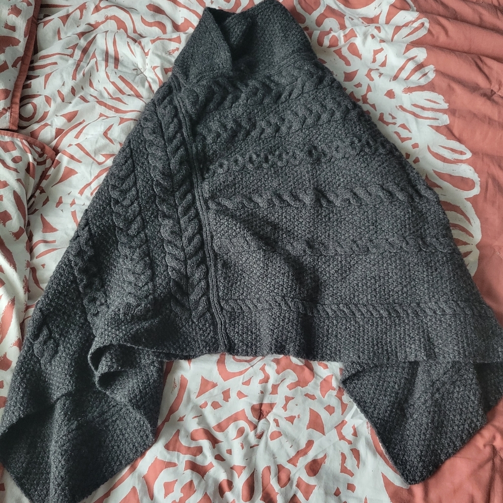 Inis Crafts Ireland 100% Merino Wool Cable Knit Ponch… - Gem